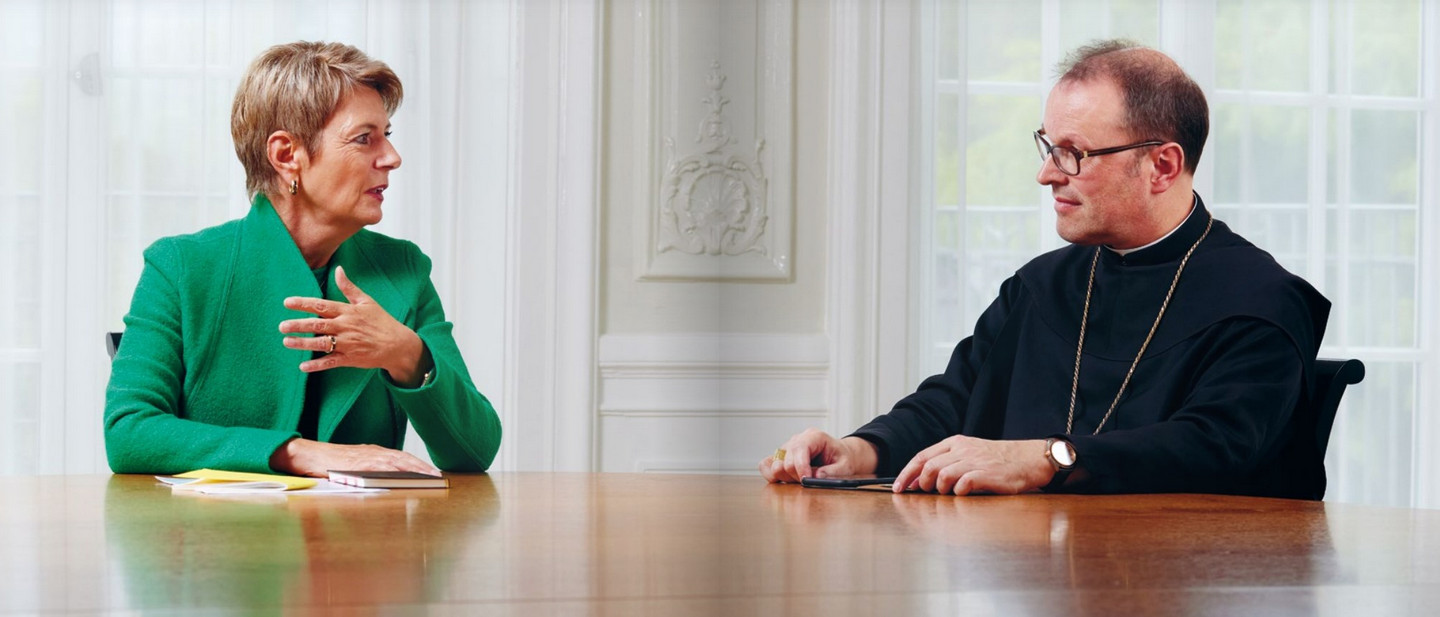 La Consigliera Federale Karin Keller-Sutter e l'abate Federer: un ...